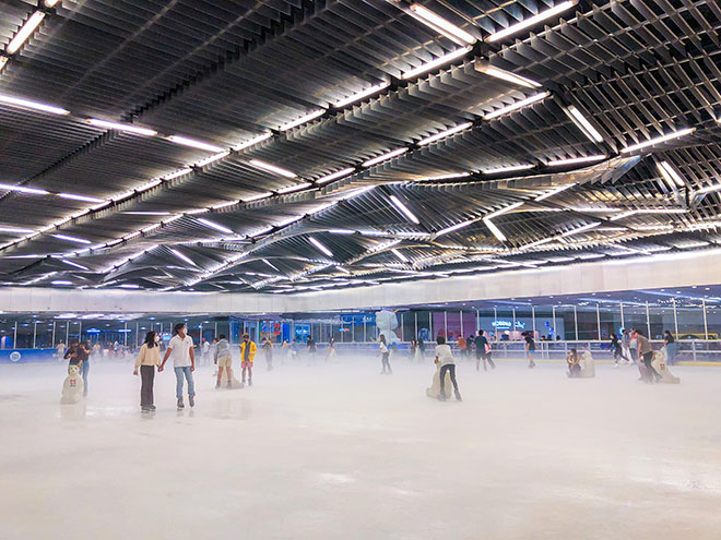 ICE to see you again at SM Skating! - Amazing Manila Journal