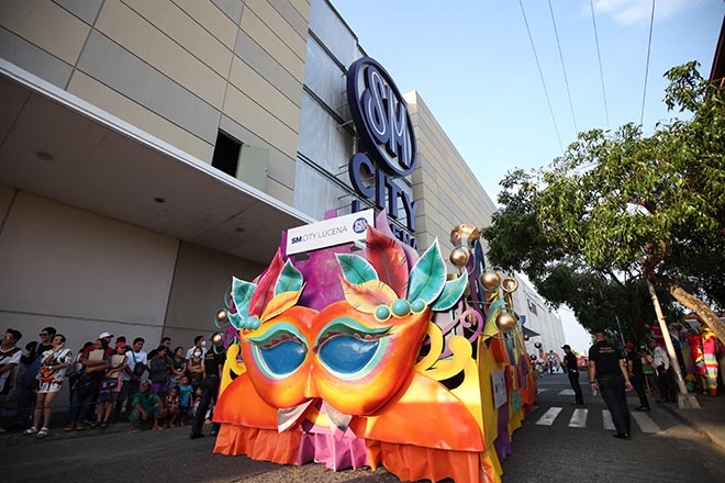 Pasayahan Float Parade - Amazing Manila Journal